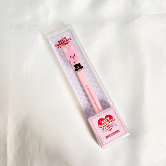 kpop | Office | Kpop Stray Kids Skzoo Chocolate Factory Dwaekki Gel Pen ...